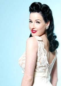 45 Vintage Victory Rolls From 1940's Any Woman Can Copy