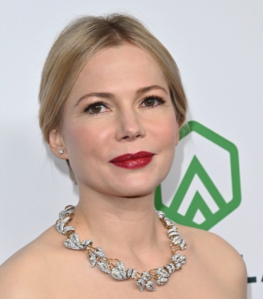 21 of Michelle Williams's Most Iconic Hairstyles