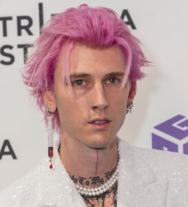 9 Trendy Rappers with Pink Hair