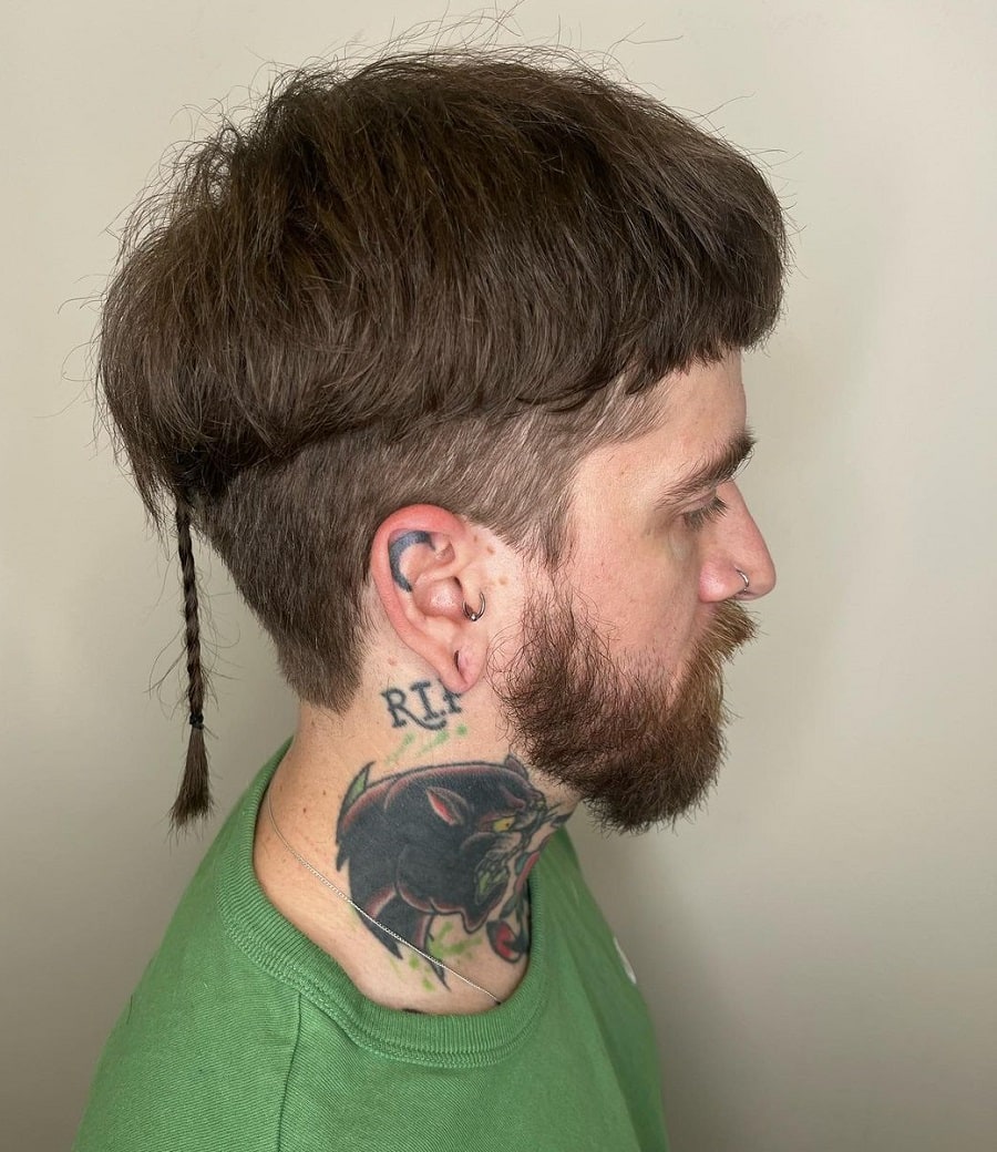 22 Edgy Mushroom Haircuts for Men Who Want to Stand Out