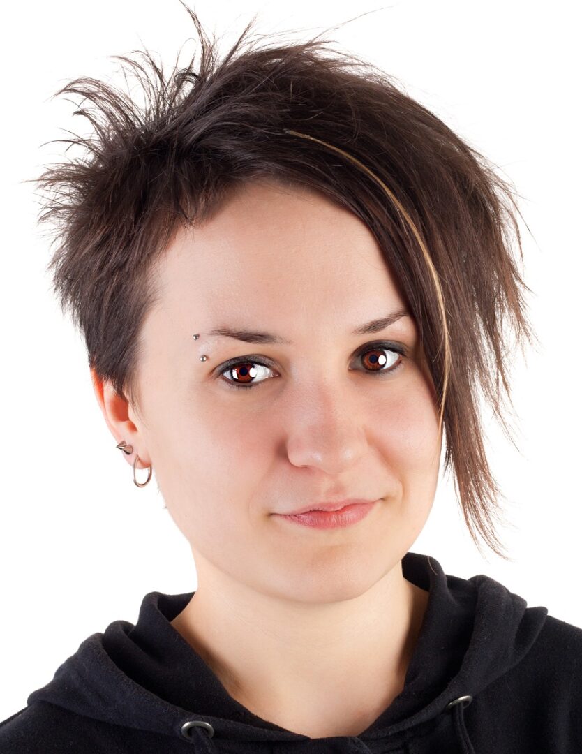 25 Trendy Short in Back Longer in Front Hairstyles for Women