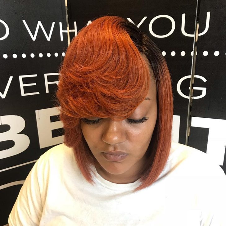 35 Modern Ways to Style A Feathered Bob in 2026