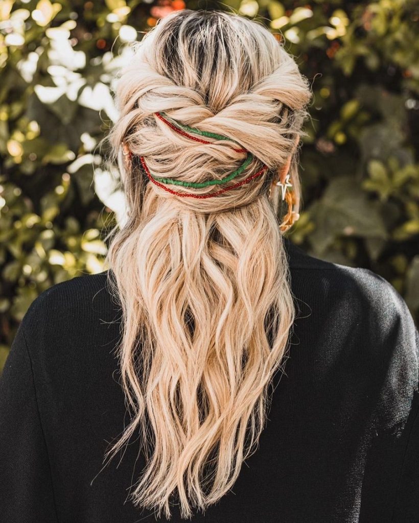 28 Modern Mexican Hairstyles for Women