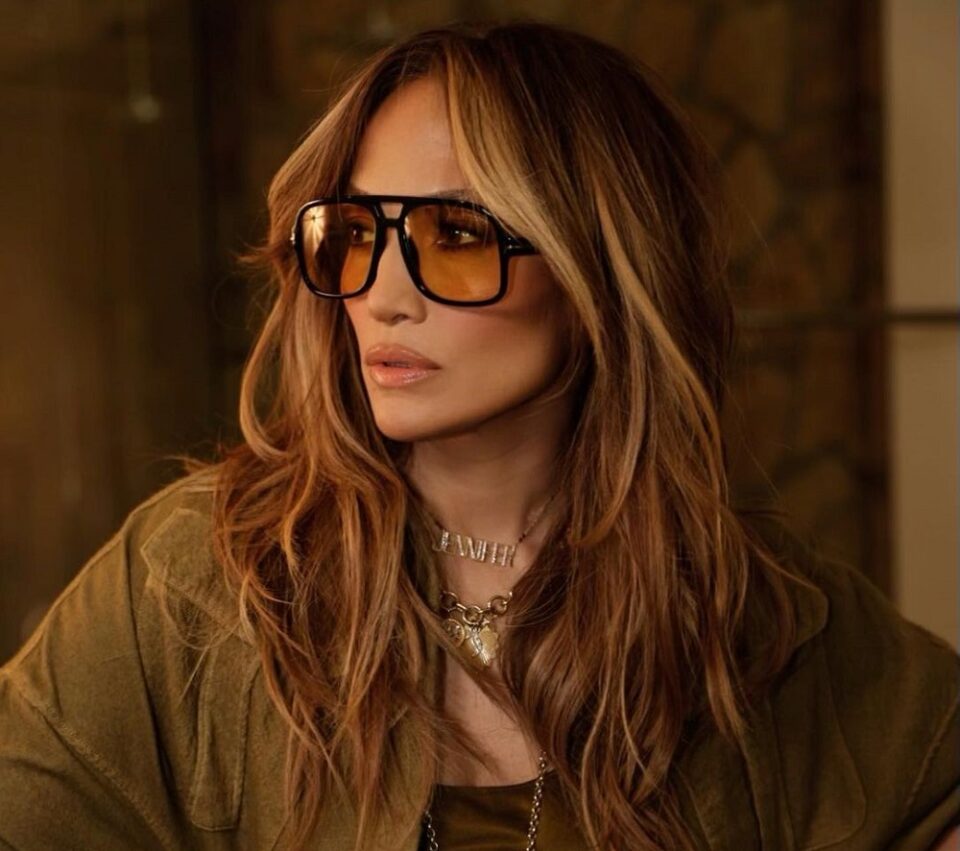 40 Modern Bangs Hairstyles for Women Over 50