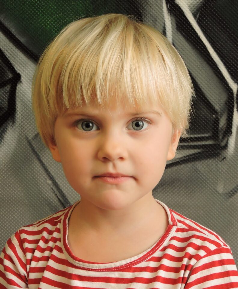 20 Adorable Little Girl Pixie Cuts for School & Play