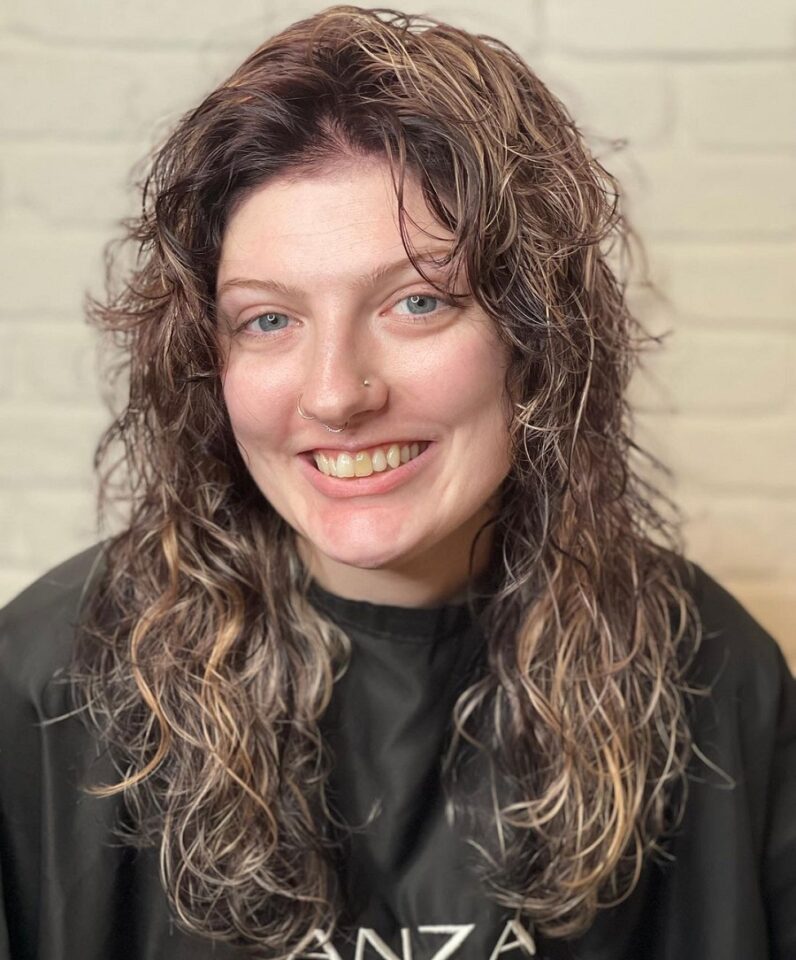 21 Wolf Cuts for Curly Hair