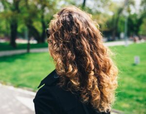 U-Shaped Haircuts: Complete Guide and Inspiration Photos