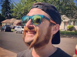 Monkey Tail Beard: What Is It & 20 Examples