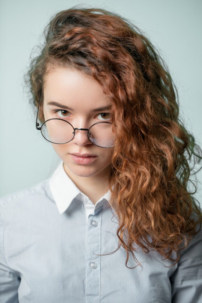 25 Best Nerd Hairstyles for Girls to Embrace the Geek-Chic Look