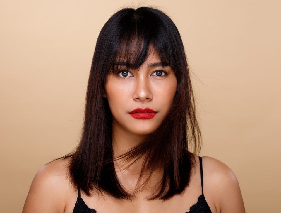 Razor Cut Bobs: 27 Textured Styles for Sharp Definition