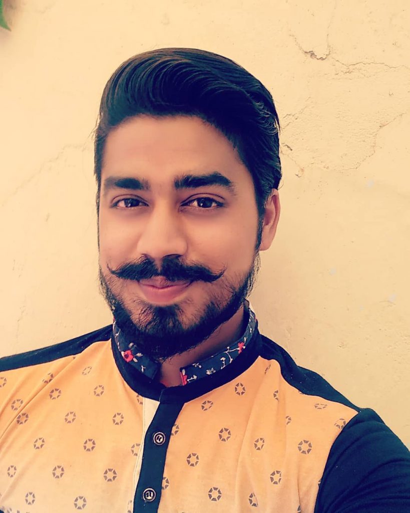 33 Best Short Beard & Long Mustache Looks for 2026
