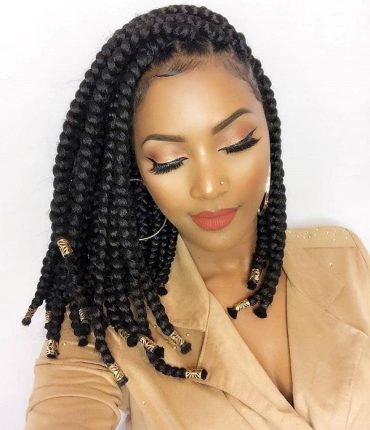 50 Lively Short Box Braid Styles for Any Woman