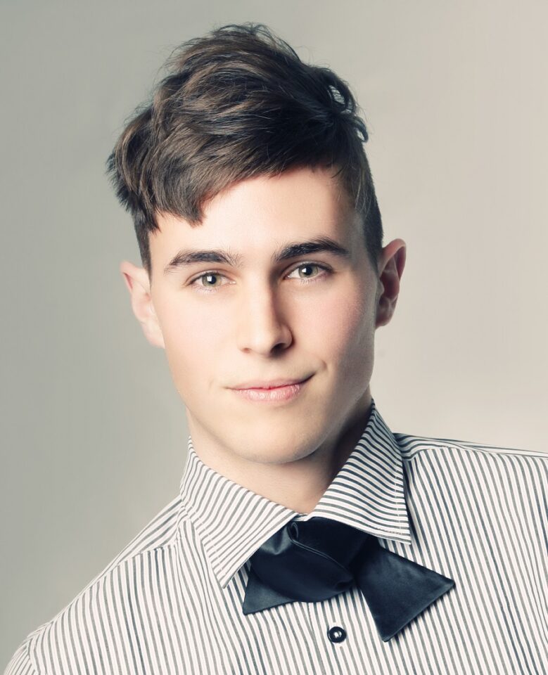 23 Sophisticated Side Swept Hairstyles for Men