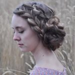 25 Creative Side Bun Hairstyles for Women