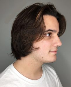 30 Highly Praised Skater Haircuts for Men