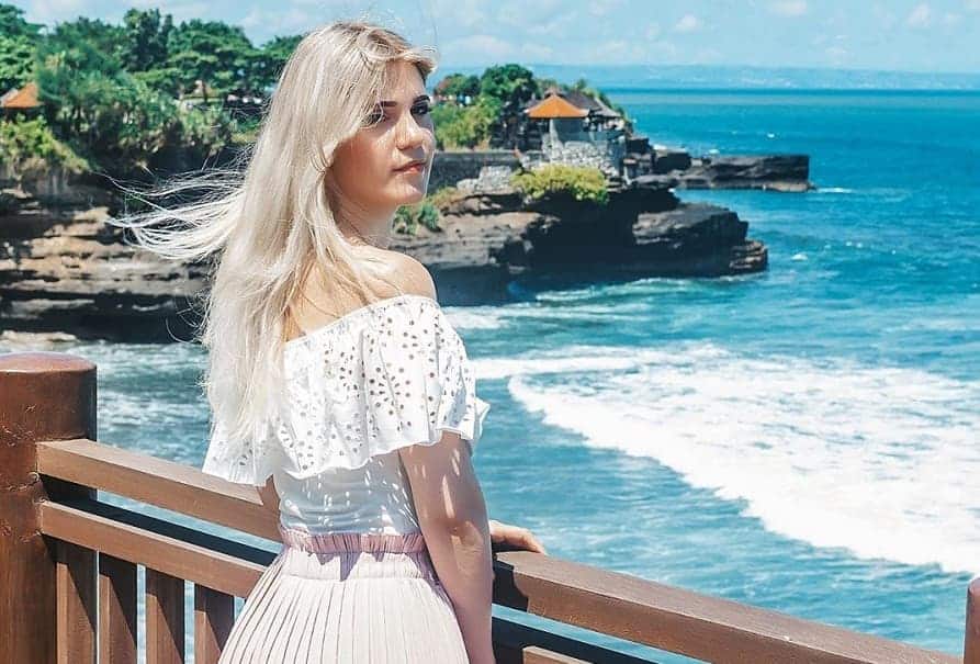 11 of The Best White Hairstyles for Girls
